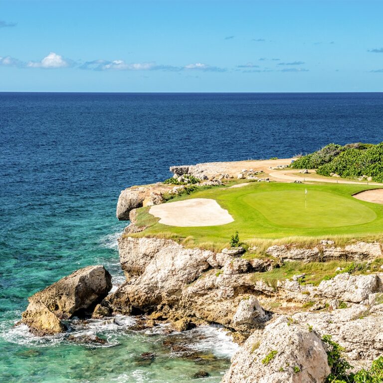About Blue Bay Golf & Beach Resort – Blue Bay Beach Villas